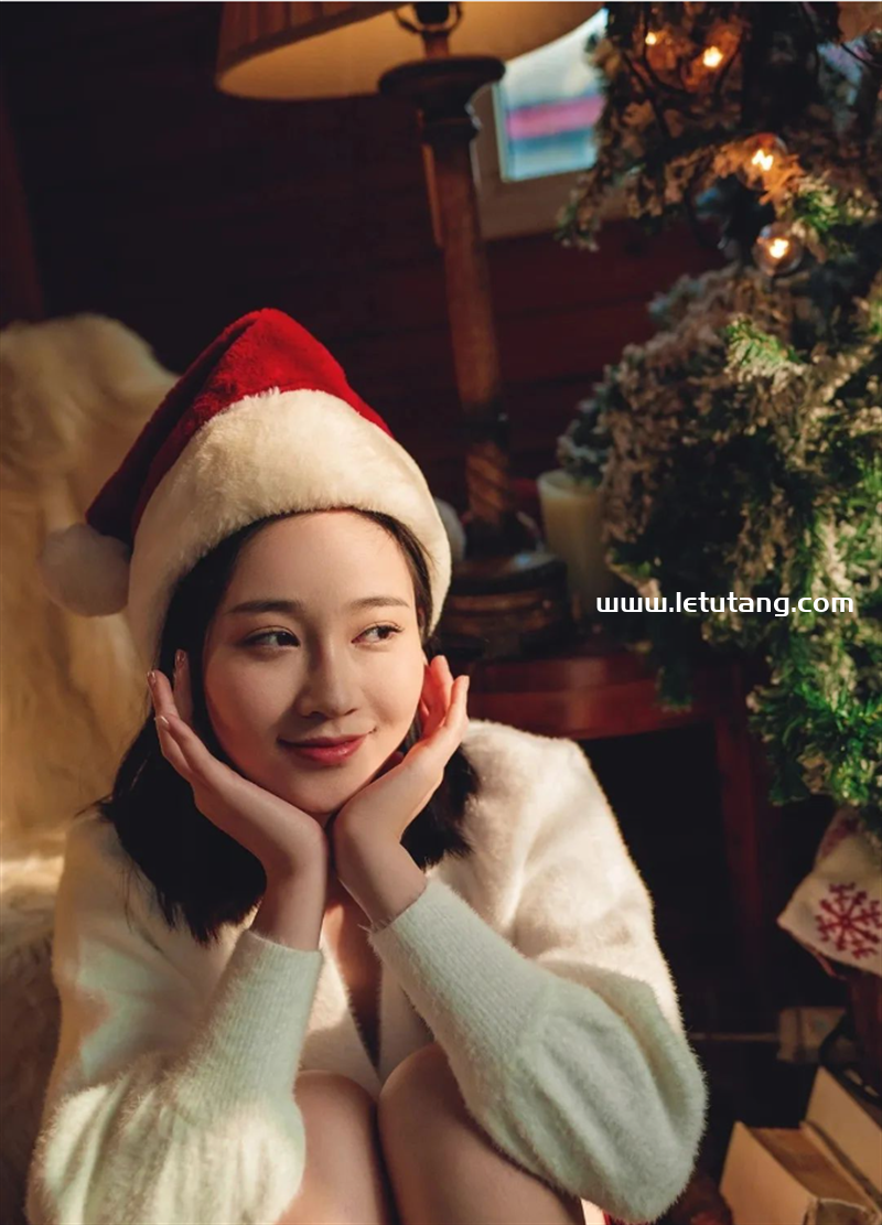 Nnian年年小红帽美图分享：甜美微笑背后的魅力 – 乐图堂